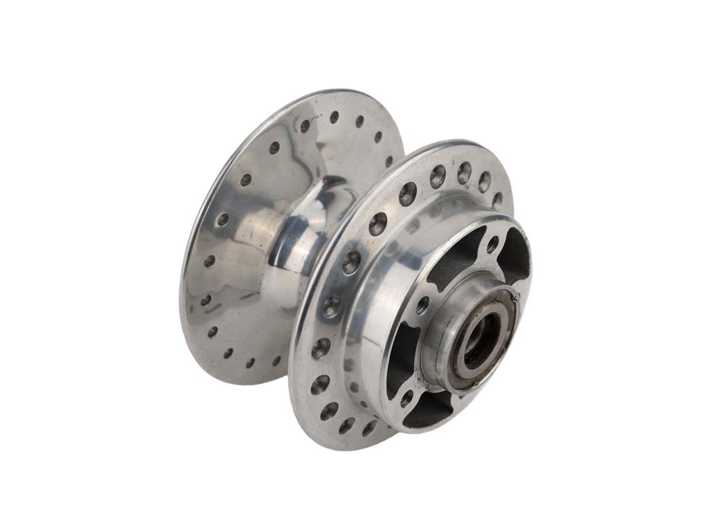 NOS Norton Commando MK3 Front Hub 06-6024 – Britcycle Parts Company