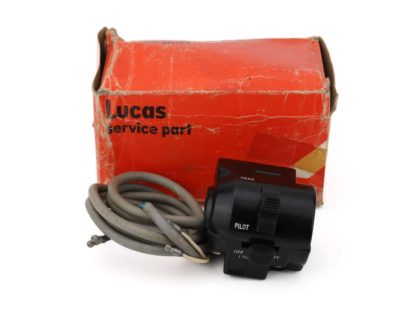NOS Lucas RH Handlebar Switch 35318 – Britcycle Parts Company