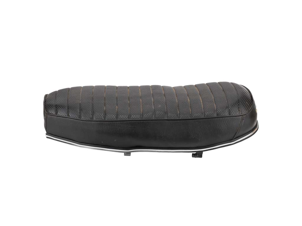 Triumph OIF Seat – Britcycle Parts Company